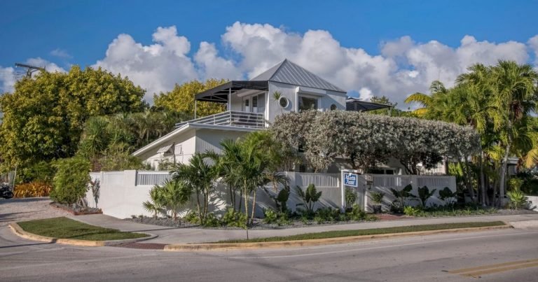 Contact Us - Atlantis House Contact